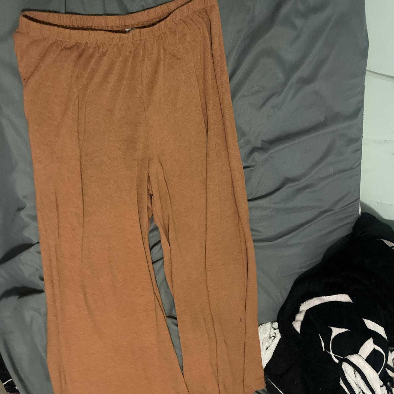 Small, baggy, low rise, sweats - Depop