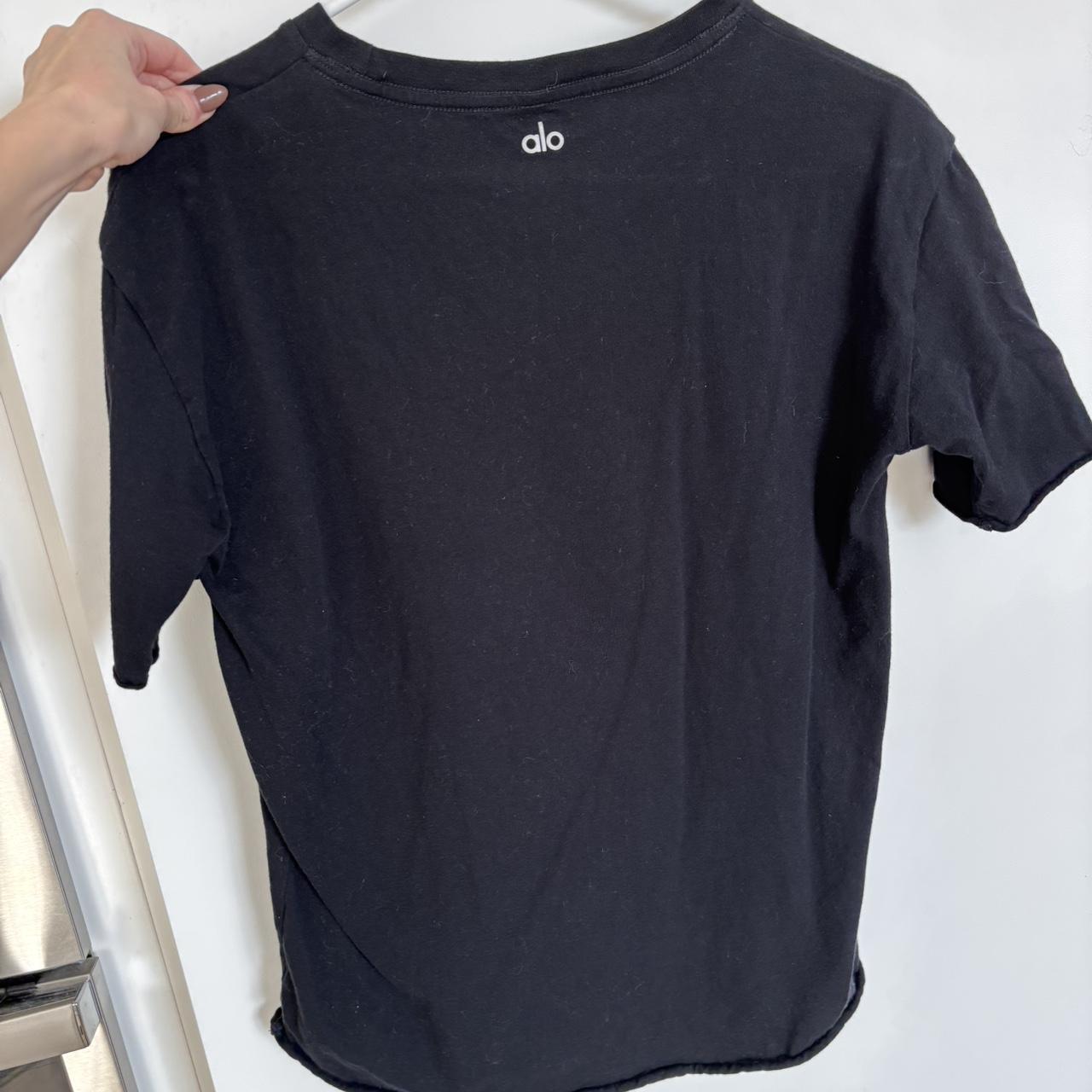 Xs Alo tee. Only worn a handful of times. - Depop