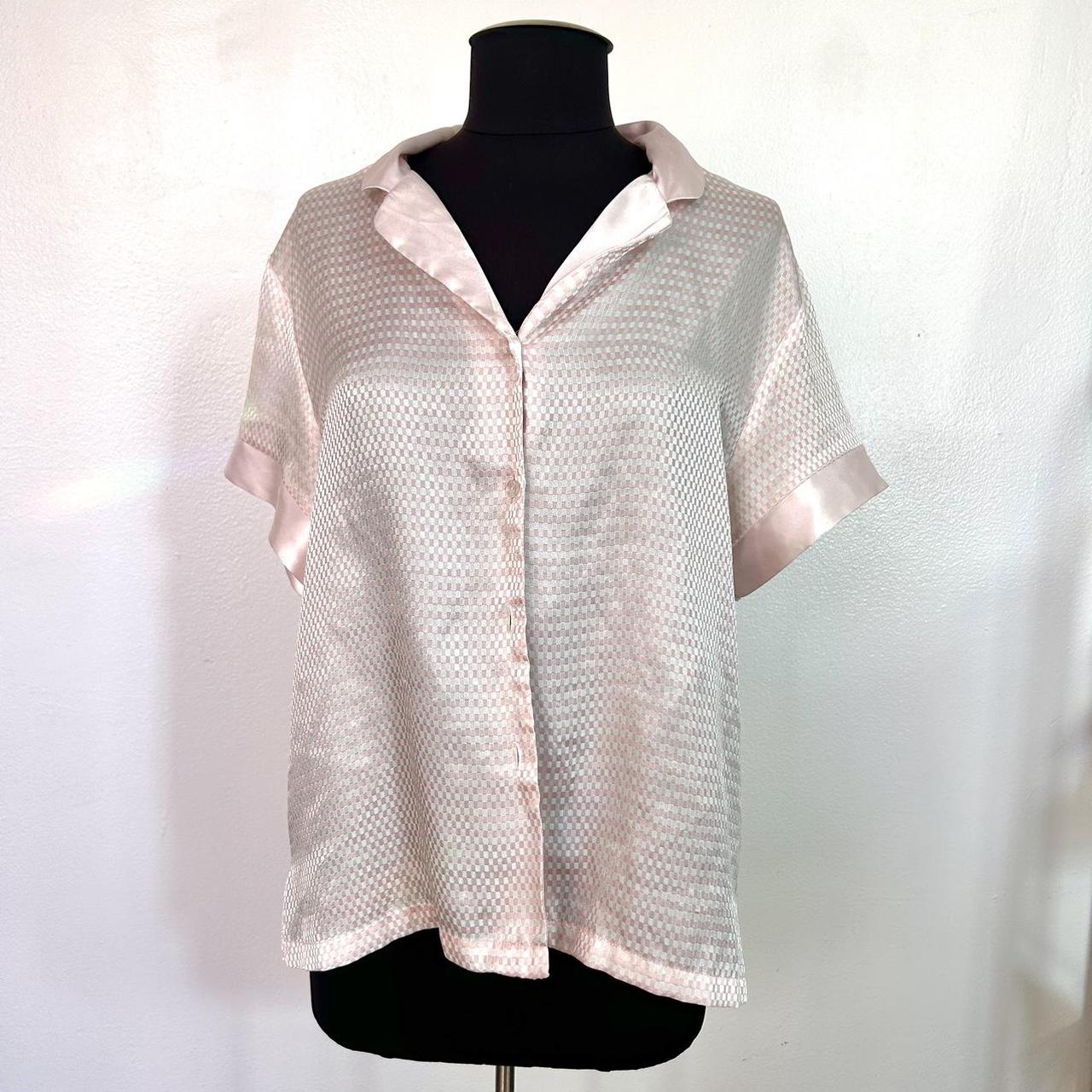 🩰 pink silk button up blouse 🩰 super soft and... - Depop