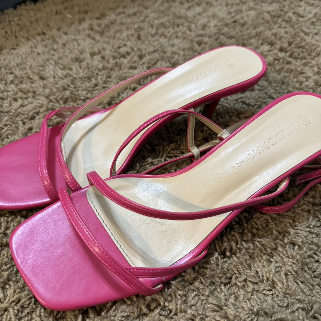 Pink short heels - Depop