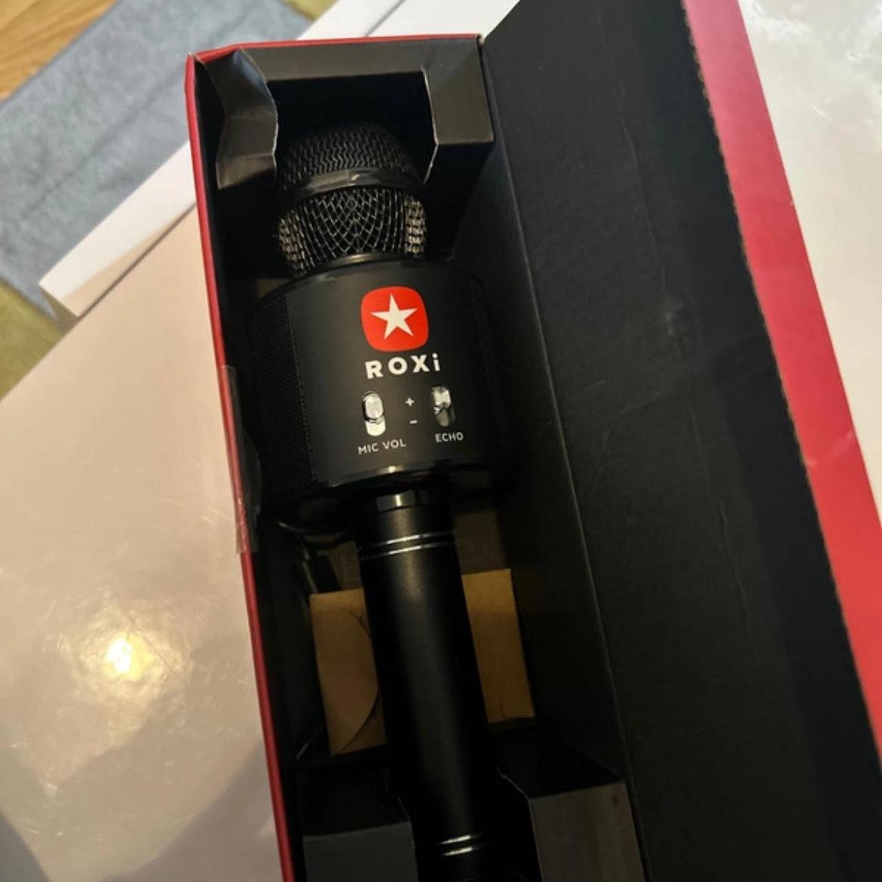 Roxi microphone - Depop