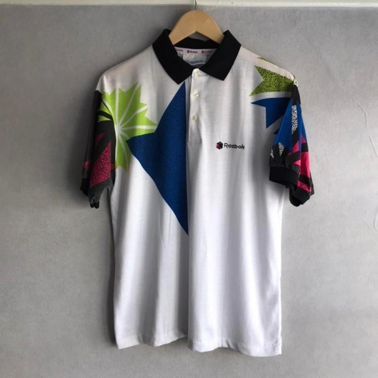 90s Vintage reebok polo in a size medium with a cool... - Depop