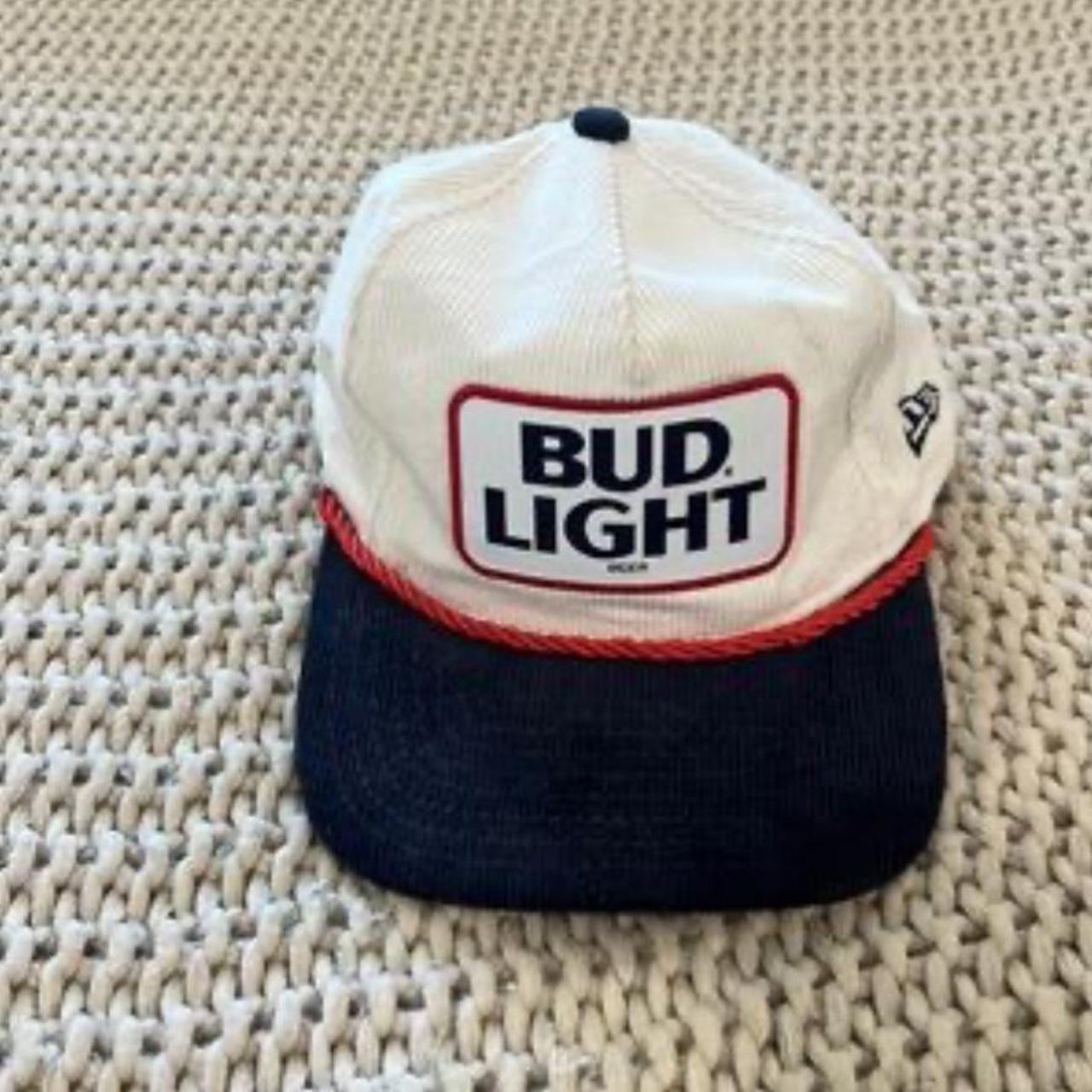 White and red Bud Light snapback hat #retro | Depop