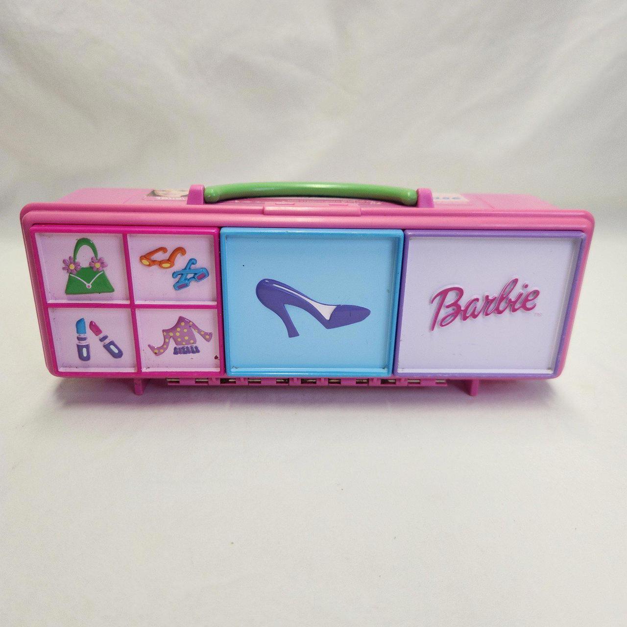 1999 Mattel Barbie carrying case Carrying handle