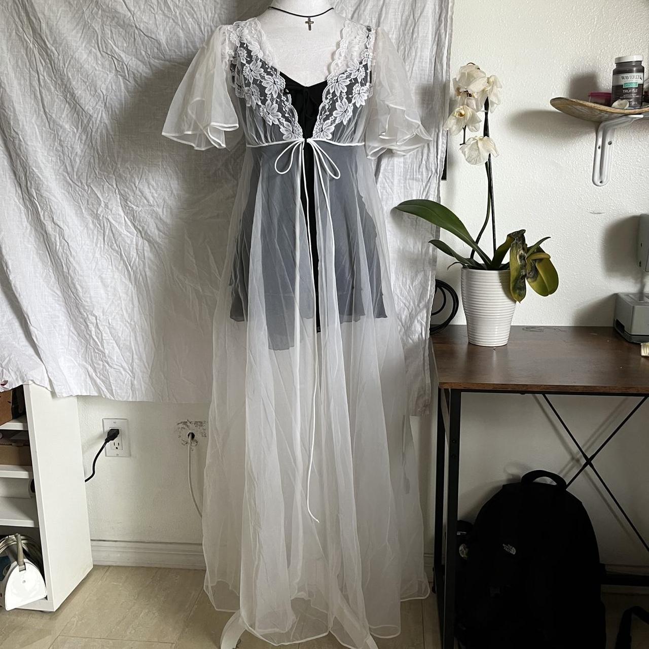 Vintage 80 Val Mode White Lace Piegnor Lace... | Depop