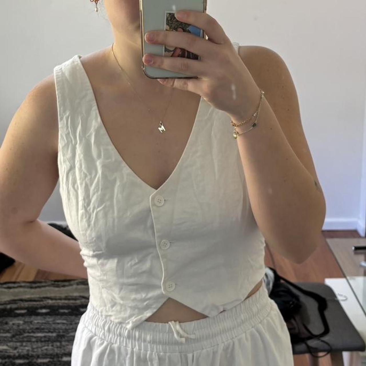 Glassons white linen top Size 12 - Depop