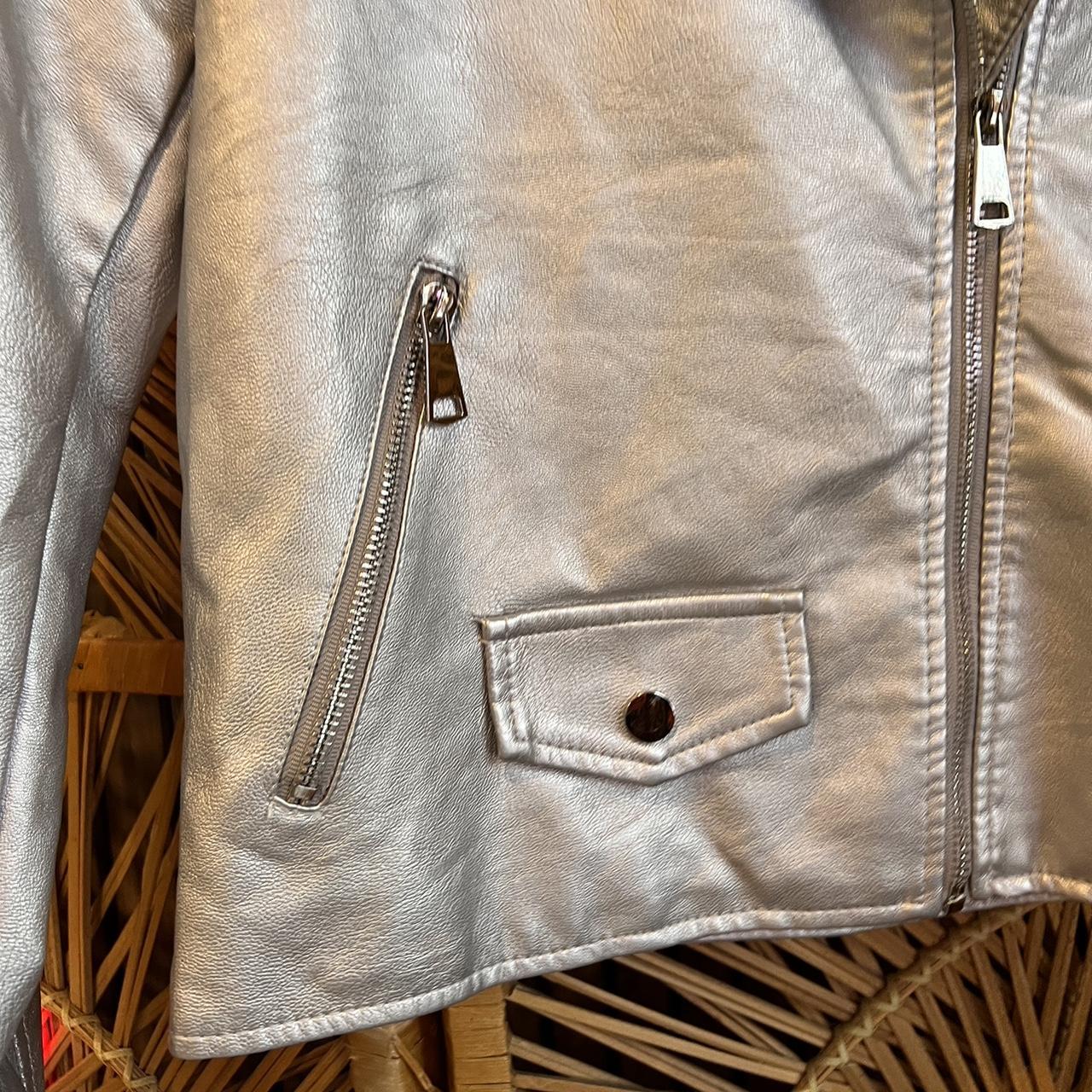 Fabulous silver metallic jacket in great preloved... - Depop