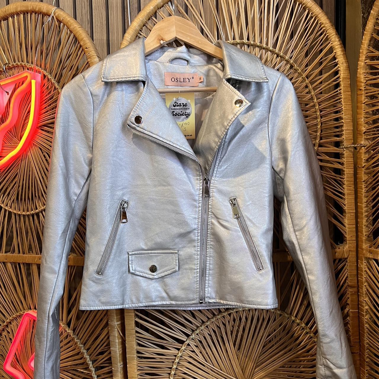 Fabulous silver metallic jacket in great preloved... - Depop