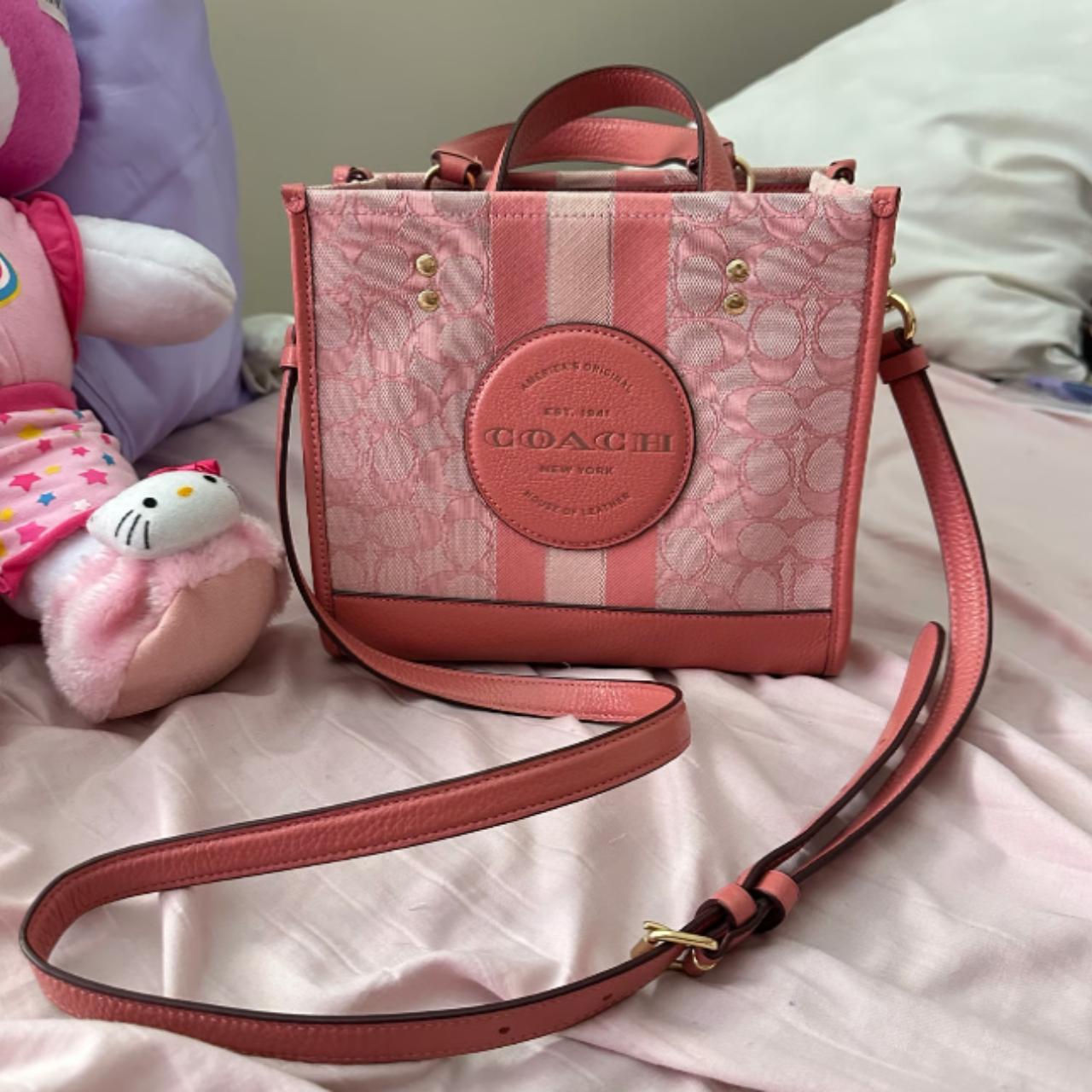 Coach Dempsey Wallet Good condition No tears. No... - Depop