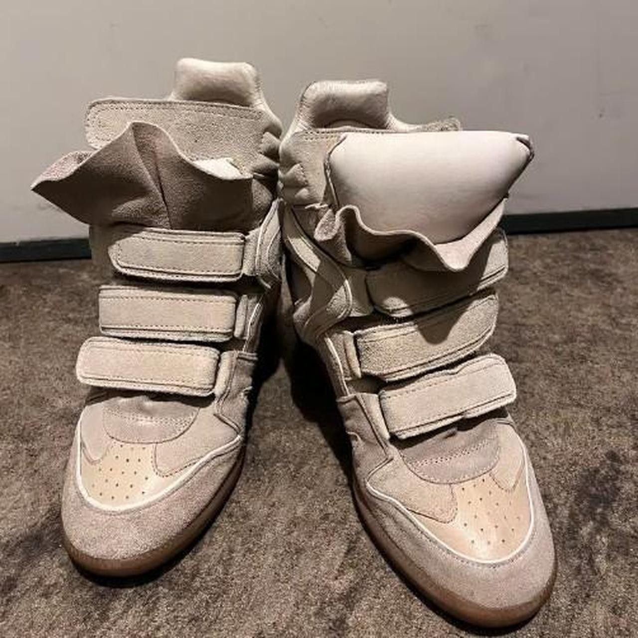 Isabel Marant high-top sneakers Bekett - Depop