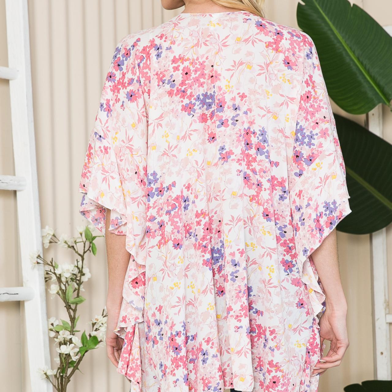 Fields of Poppy kimono captures the beauty of... - Depop