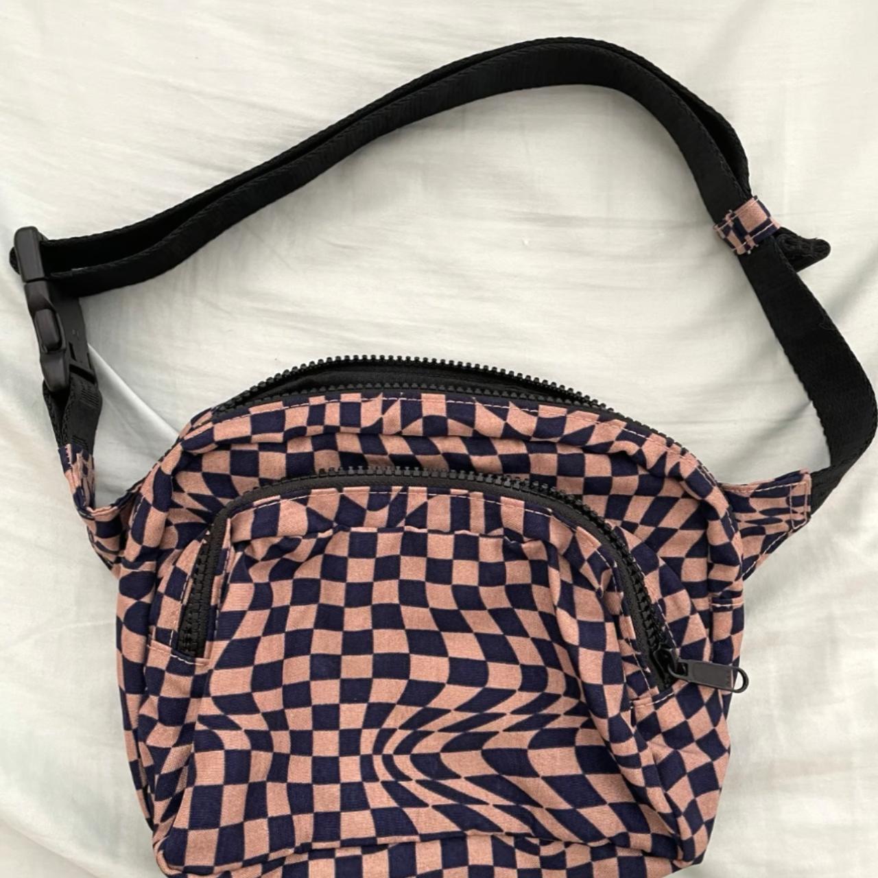 baggu trippy checker fanny pack - Depop