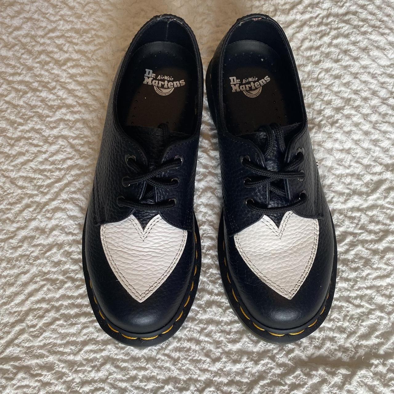 Ridiculously cute Doc Martens Low Top Oxfords with... - Depop