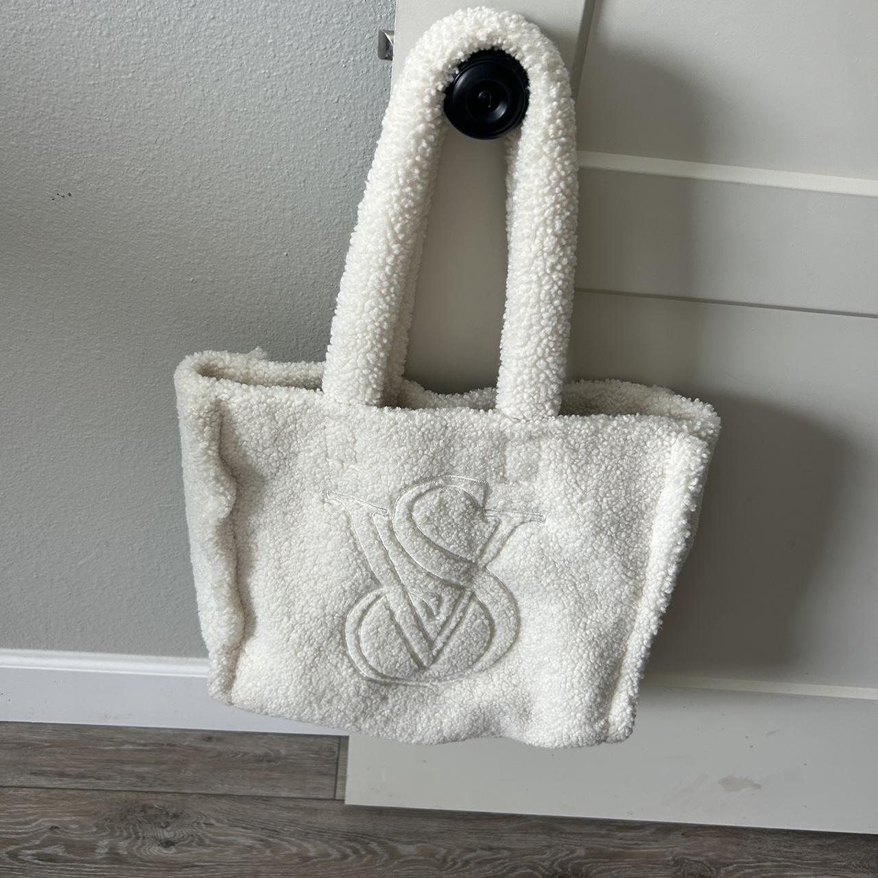 VICTORIA’s SECRET white boucle bag - Depop