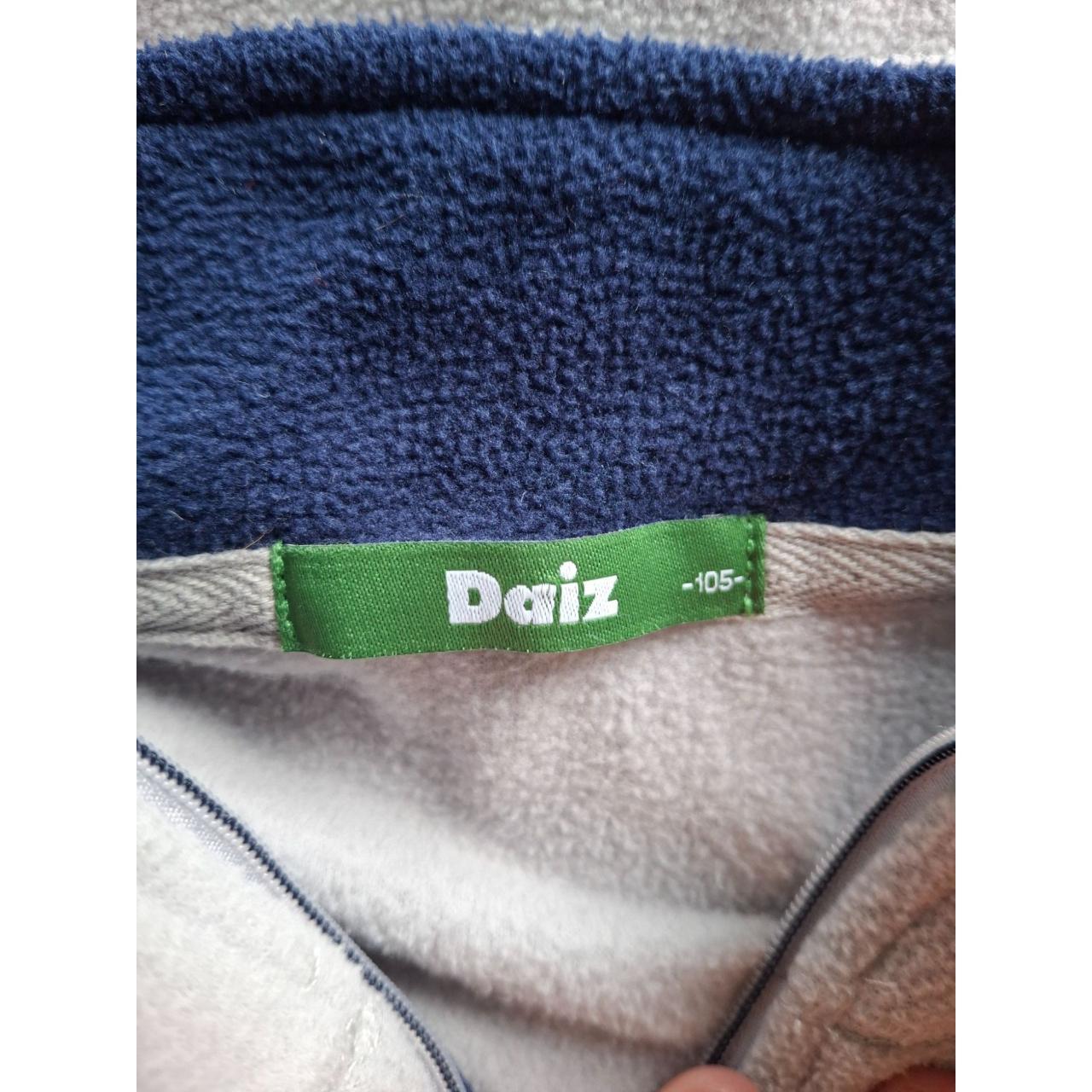 Daiz Fleece Quarter-Zip Pullover Womens Light Beige... - Depop