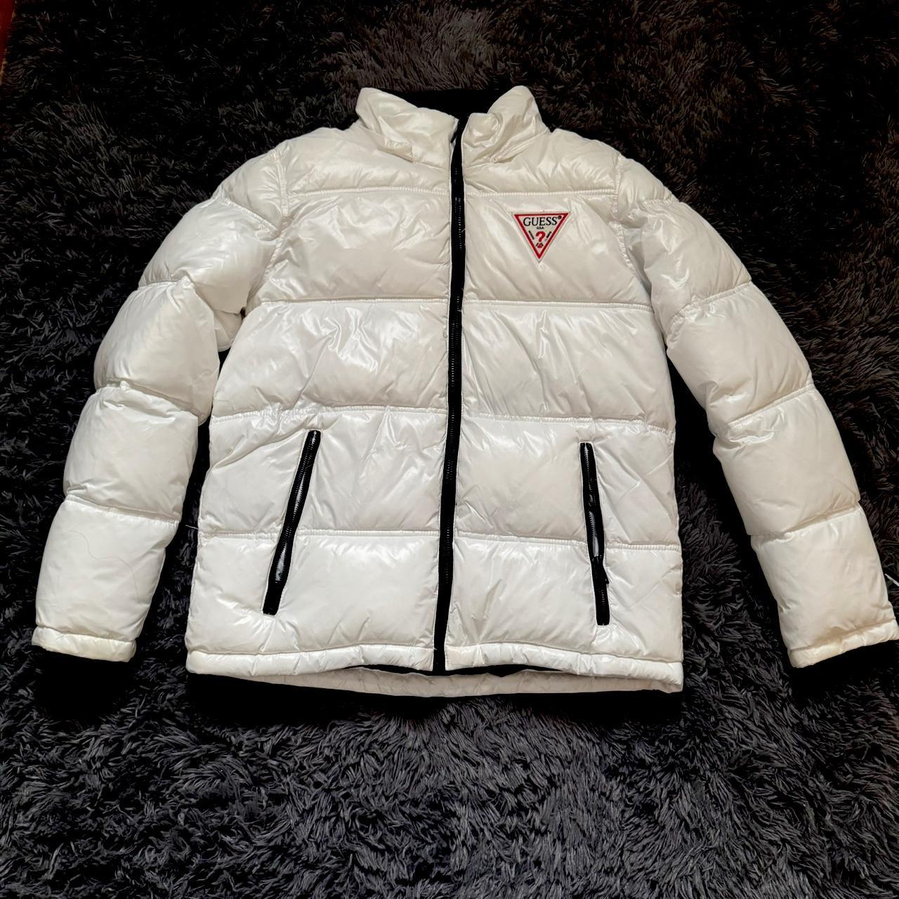 White Guess Puffer Jacket 🦷 -Size M -Calm Color... | Depop