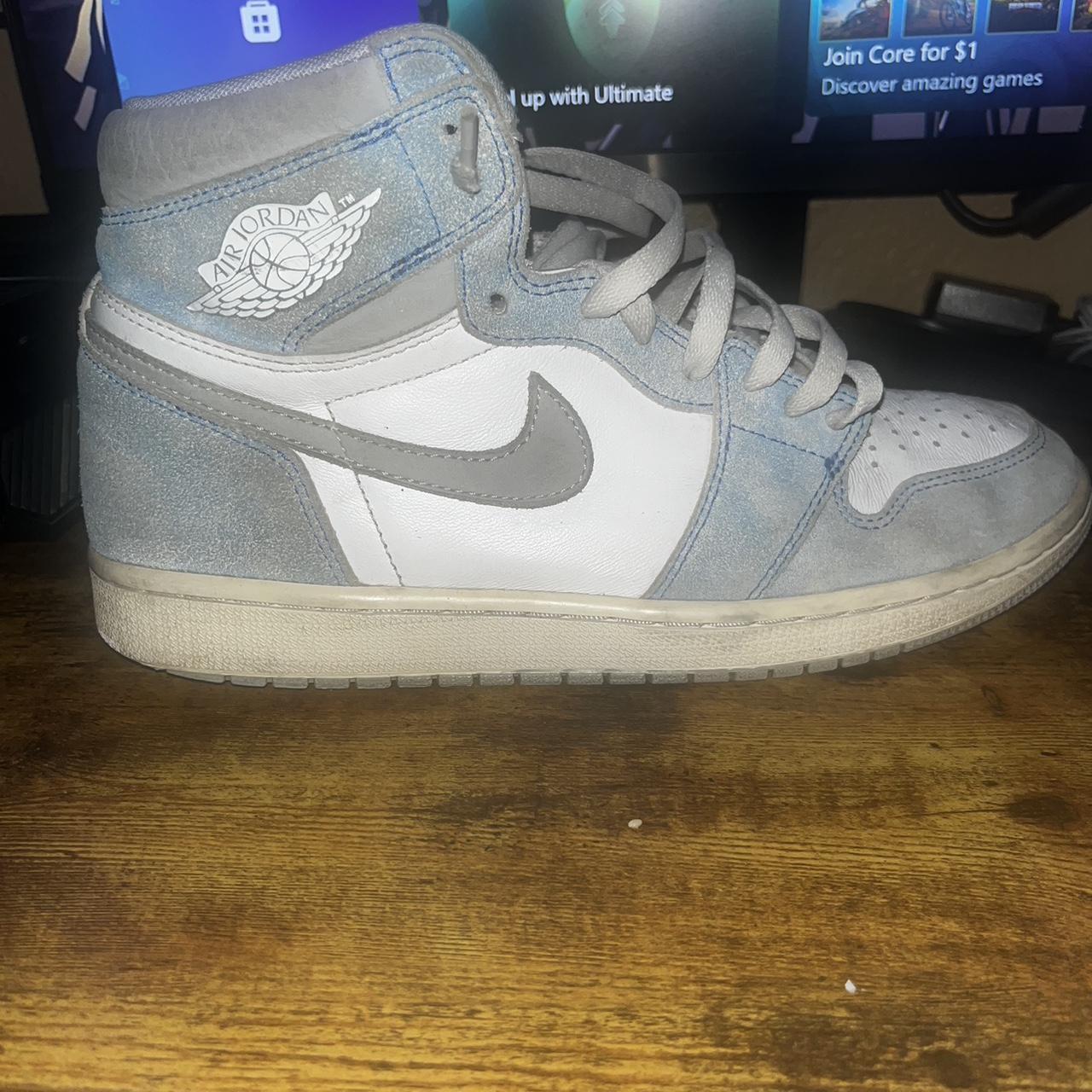 Hyper royal Jordan 1s - Depop