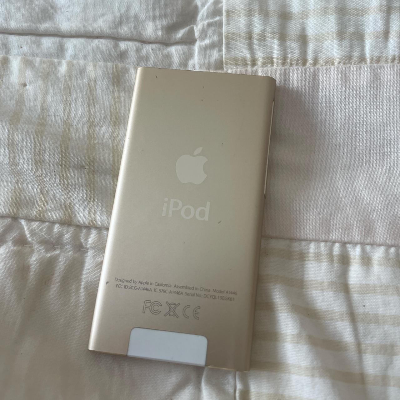 Ipod Nano 7th gen (2015(?) !! PLS DO NOT BUY THIS... | Depop