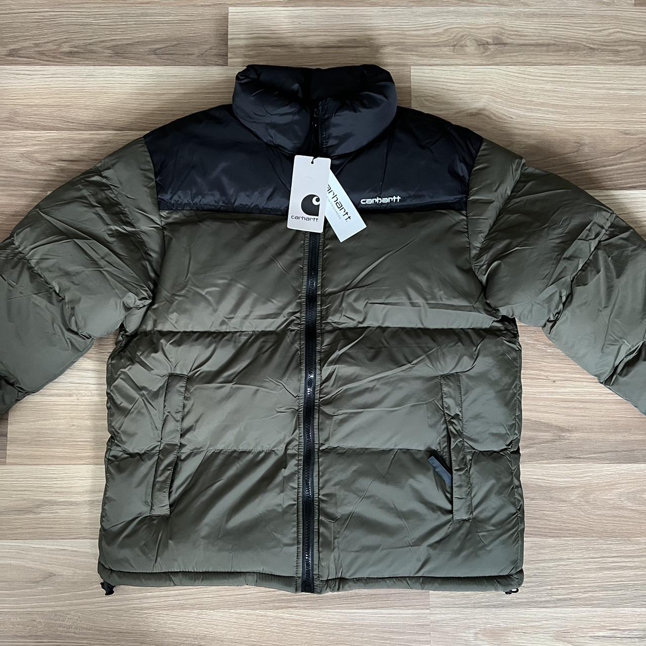 Carhartt dark green puffer jacket Size medium... - Depop