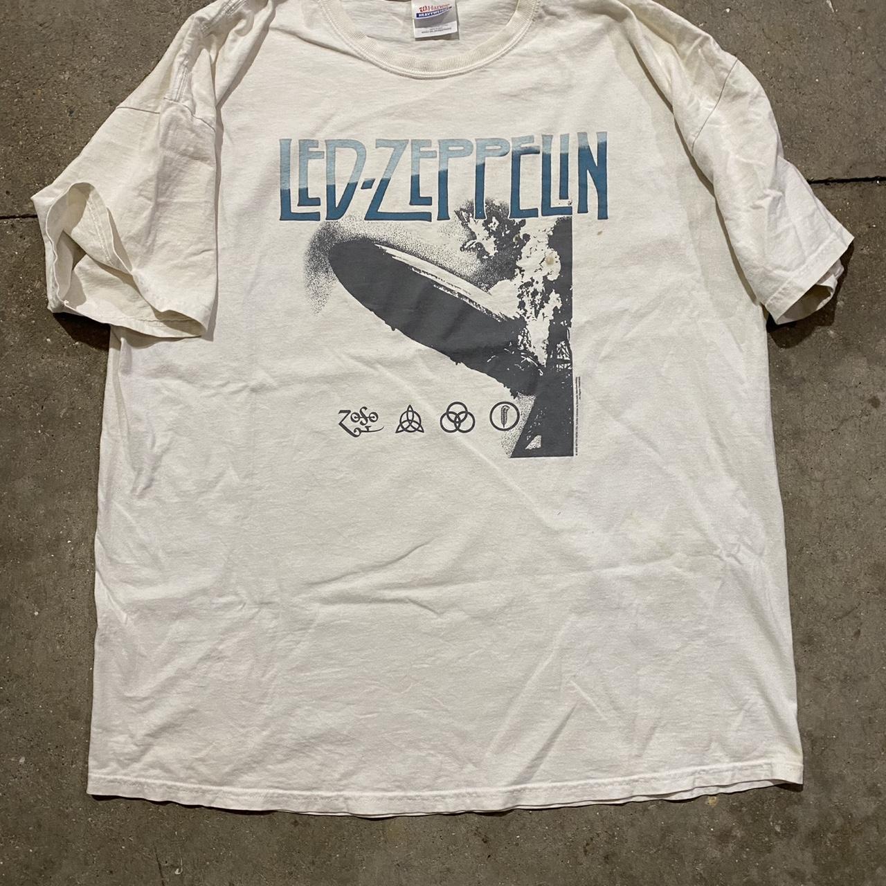 Led Zeppelin graphic tee with a classic 90s vibe... | Depop