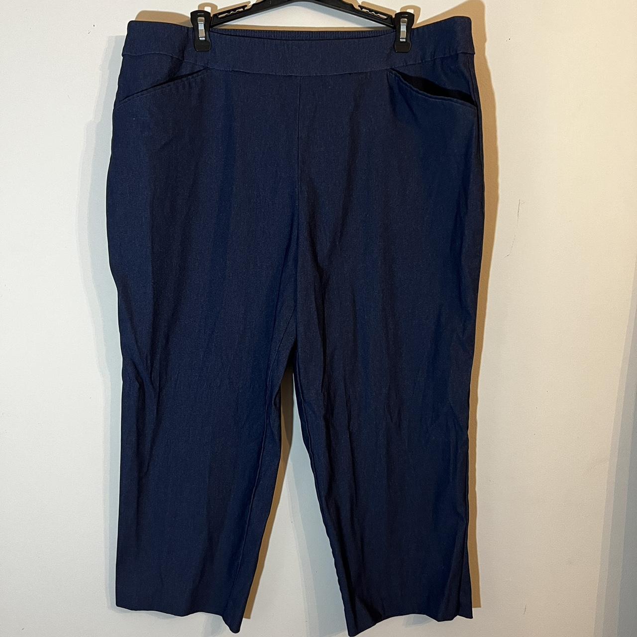 Navy blue capri pants #capri #navyblue | Depop