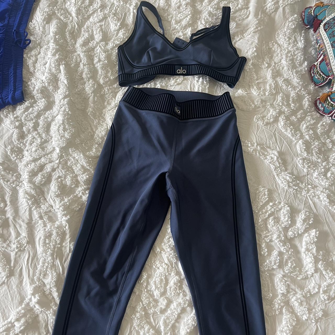 alo blue set bottom: xs top: s WORN ONCE - Depop