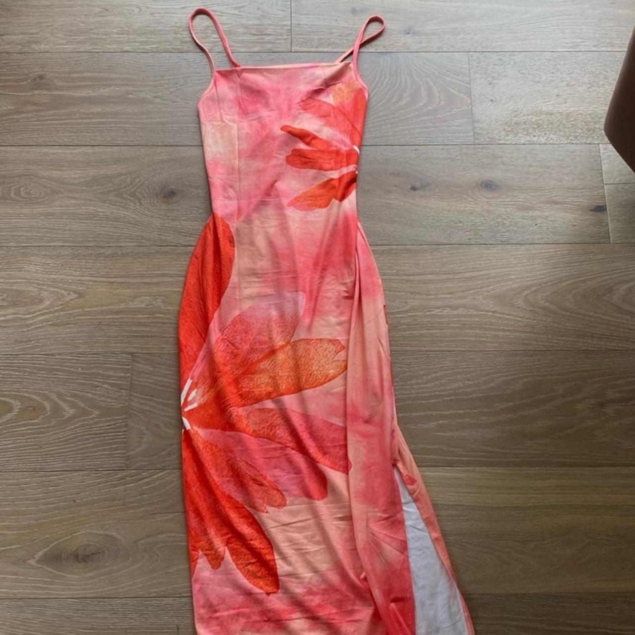 Maxi Body-con Flower Dress Size small Worn once In... - Depop