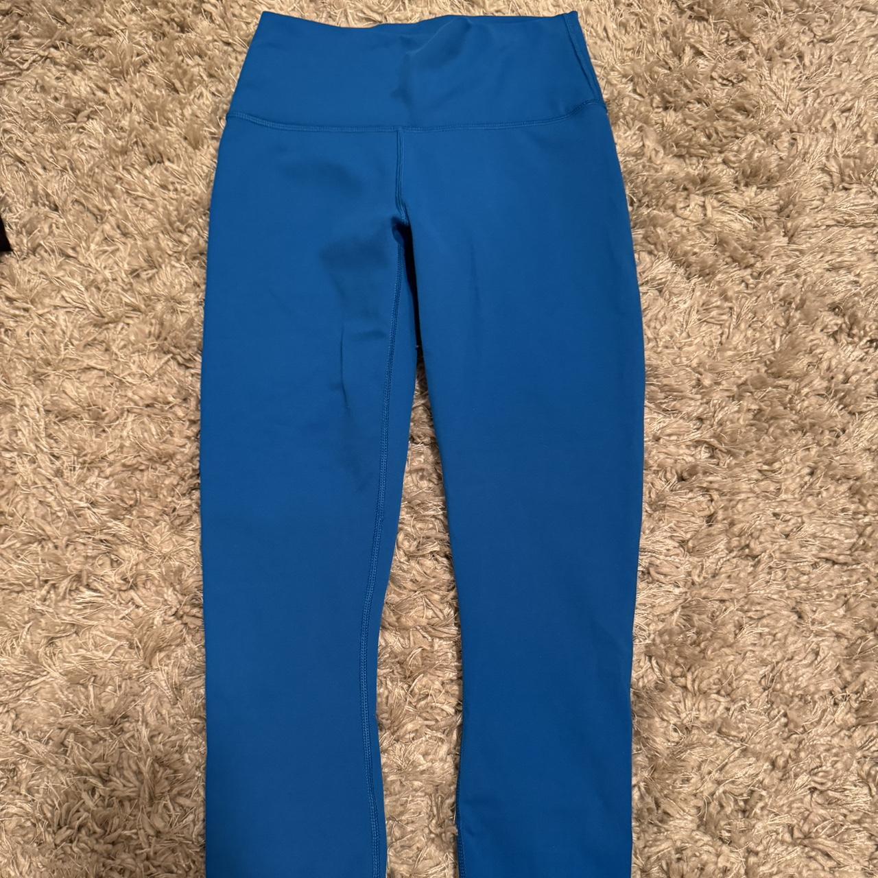 Blue fabletics cropped leggings size xs/s in great... - Depop