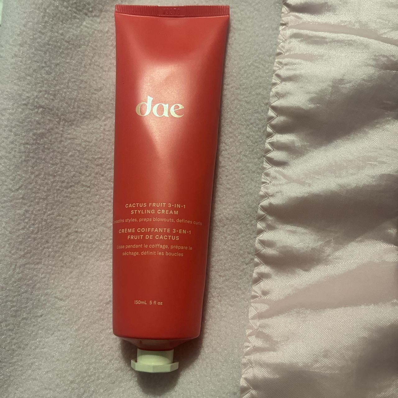 DAE styling gel Brand new just opened it to smell it - Depop