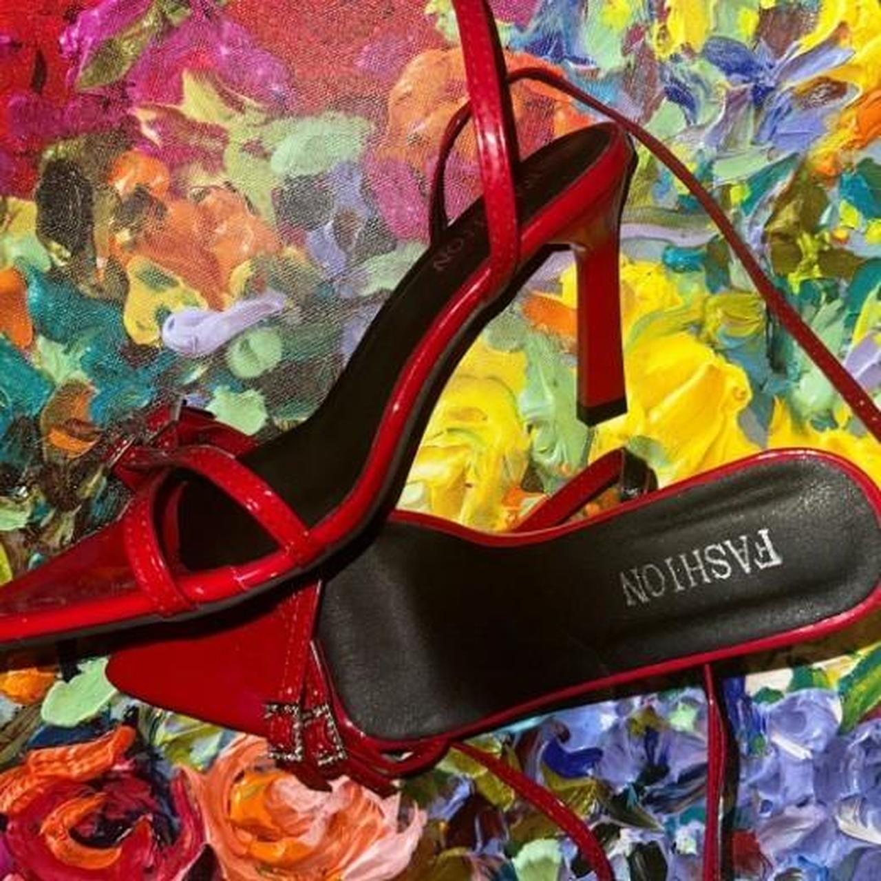 Brand new red heels medium heels - Depop