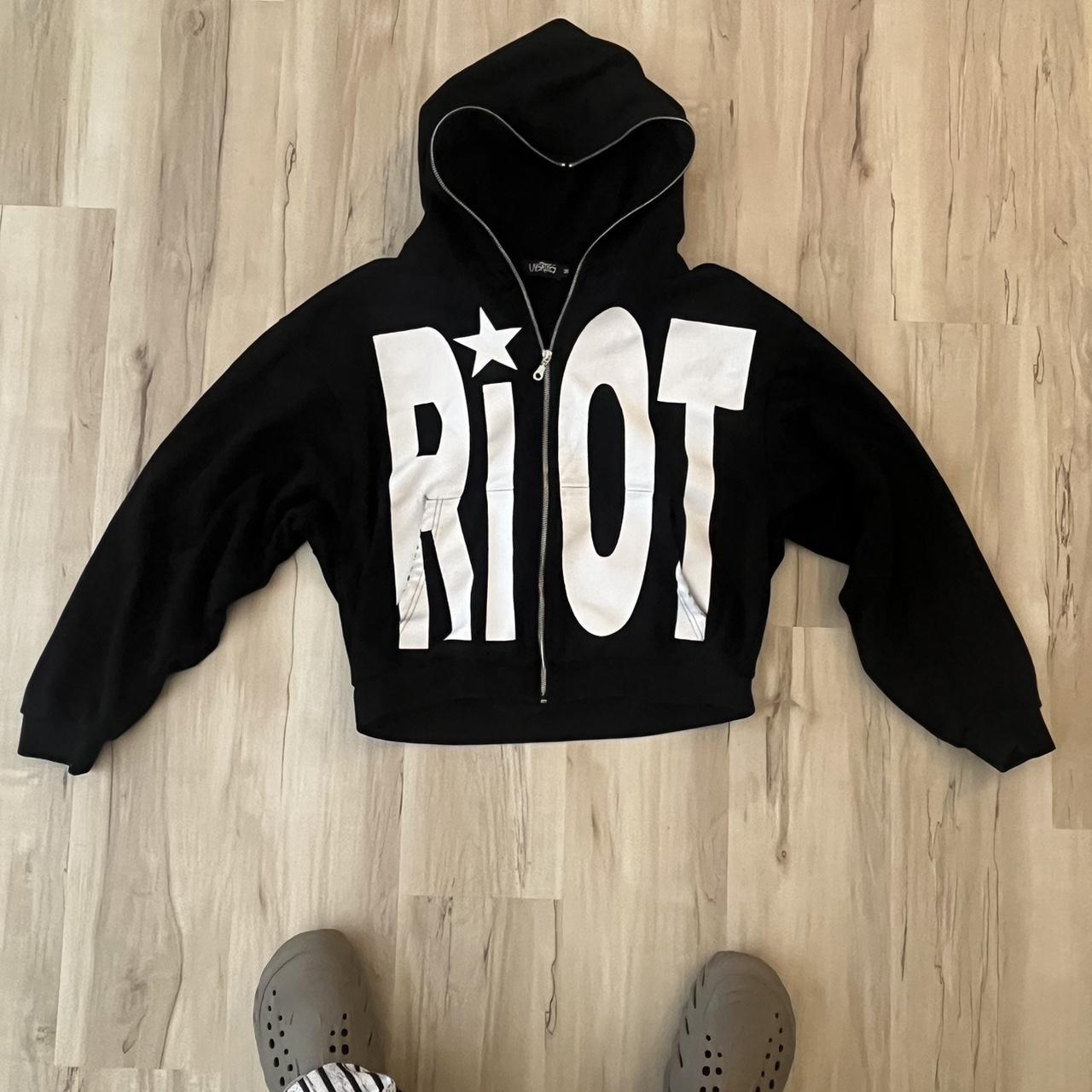 cropped riot hoodie - Depop