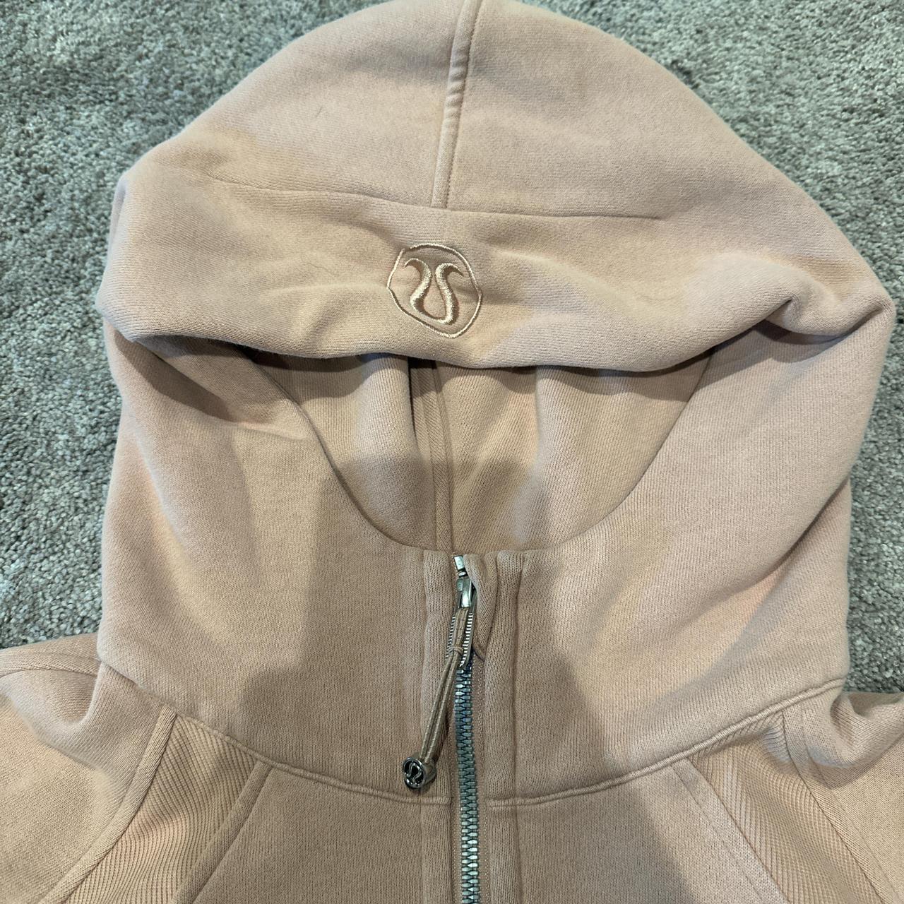 M/L lululemon scuba light pink barley worn - Depop