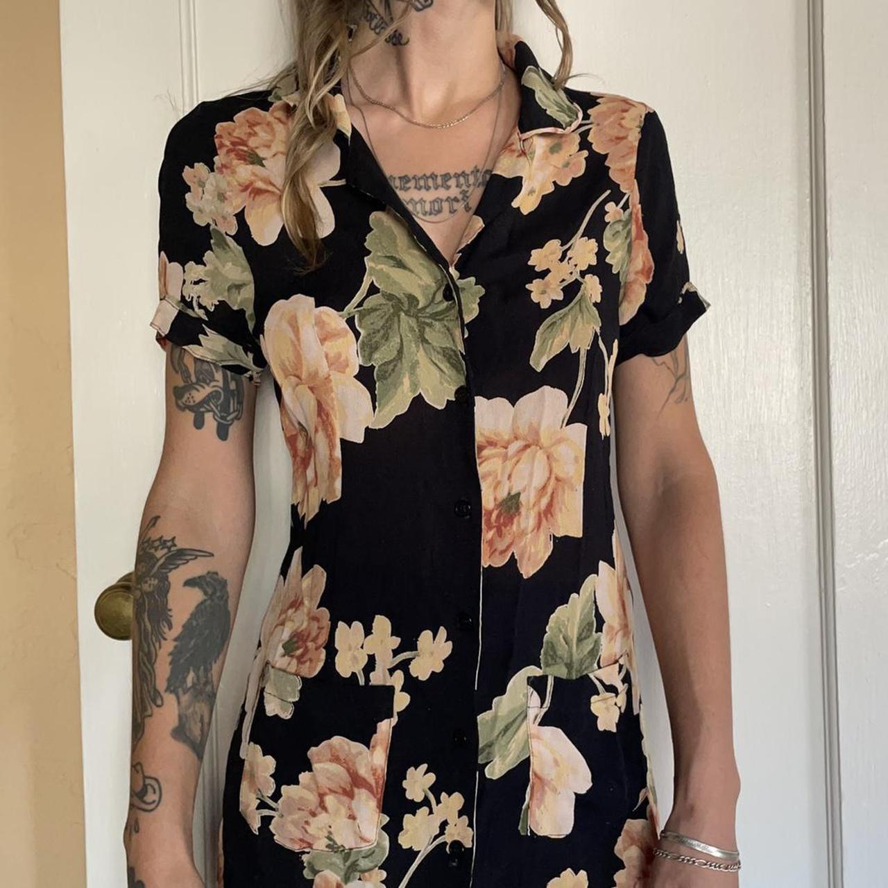 Floral Reformation Dress. Tag size: 6. Fits like a... - Depop