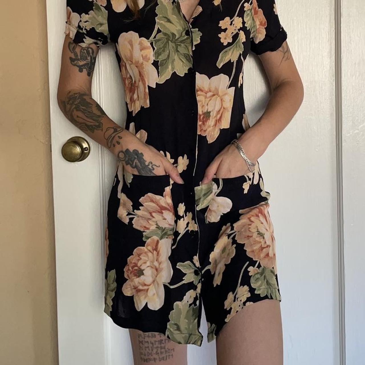 Floral Reformation Dress. Tag size: 6. Fits like a... - Depop