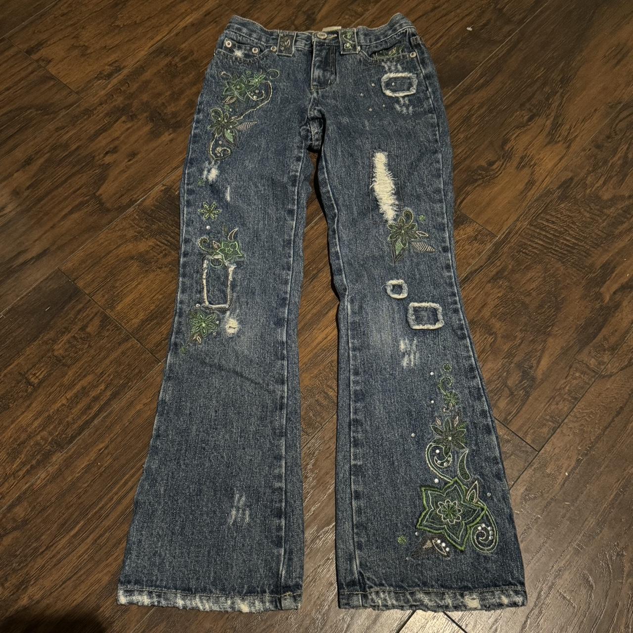 Limited too girl jeans size 10 slim In good conditions - Depop