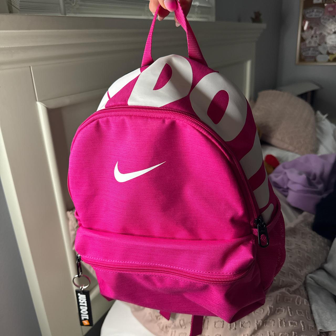 Small Nike Backpack Never used/worn! So so cute | Depop