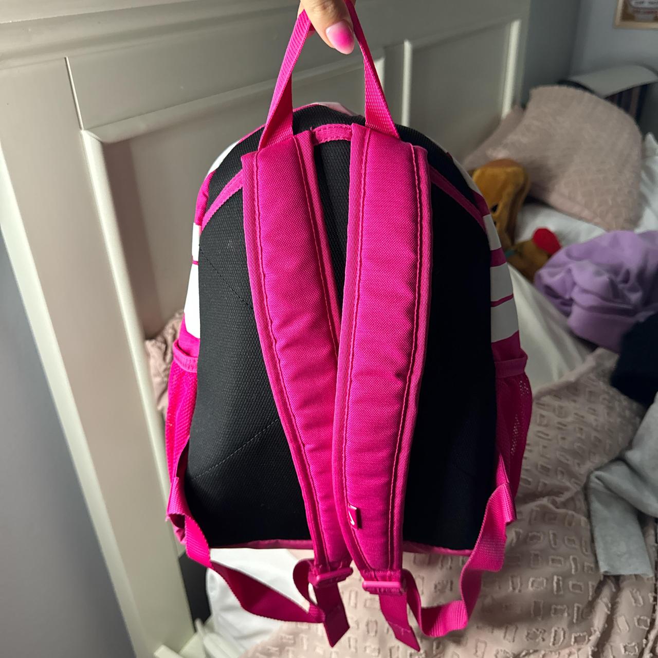 Small Nike Backpack Never used/worn! So so cute | Depop