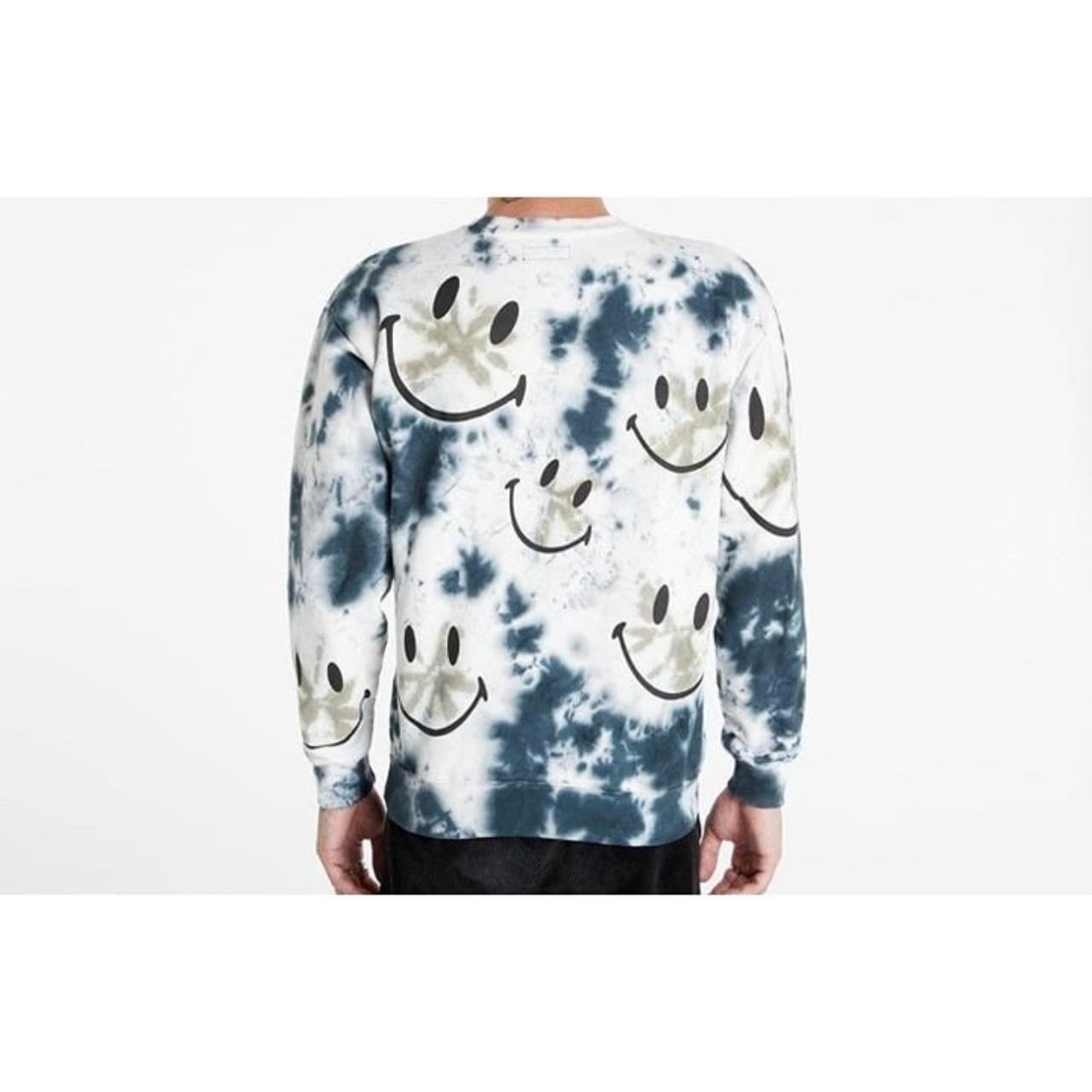 CHINATOWN SMILEY SHIBORI DYE CREWNECK SZ SMALL NEW... | Depop