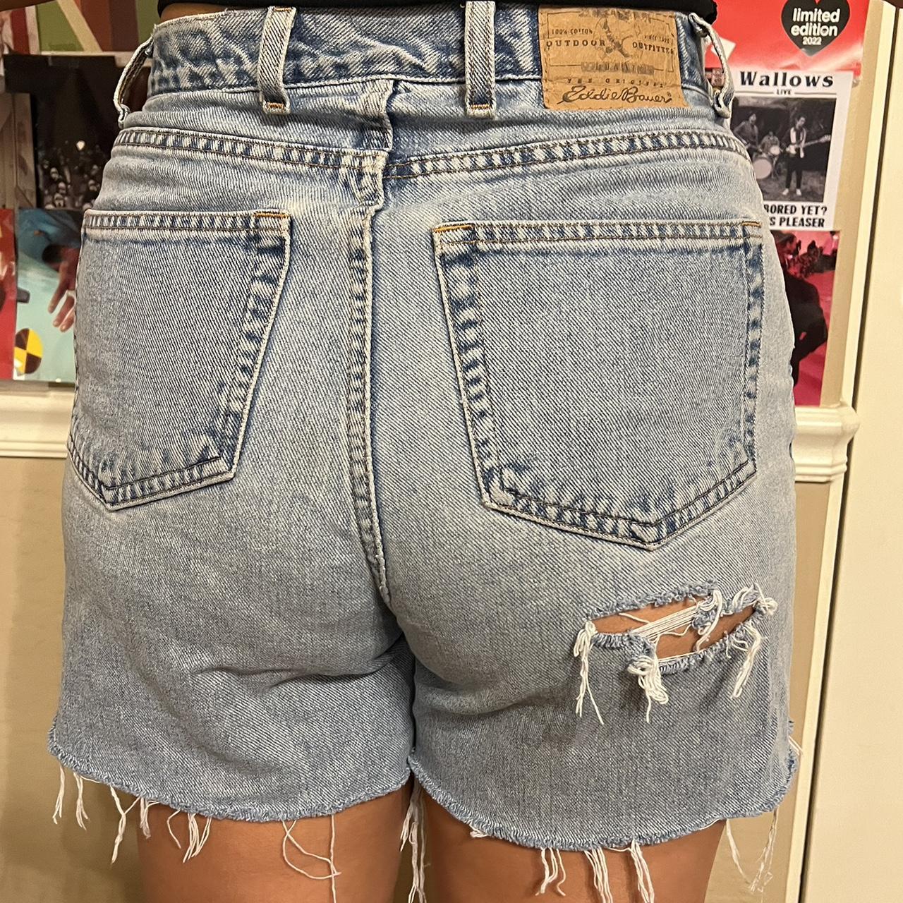 Eddie Bauer Women's Blue and Navy Shorts | Depop