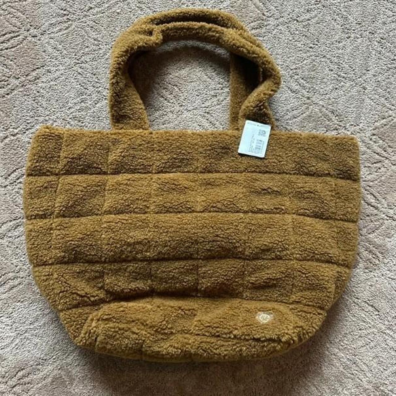 Lululemon Quilted Grod Tote Fleece Quilted Grid... | Depop