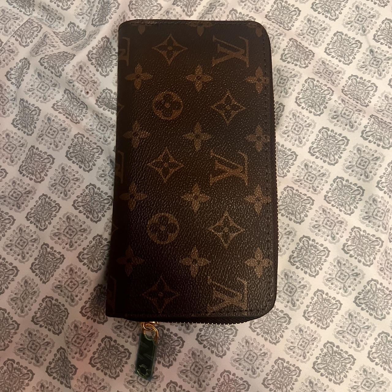Louis Vuitton Zip up Wallet (Brand New) Still has... | Depop