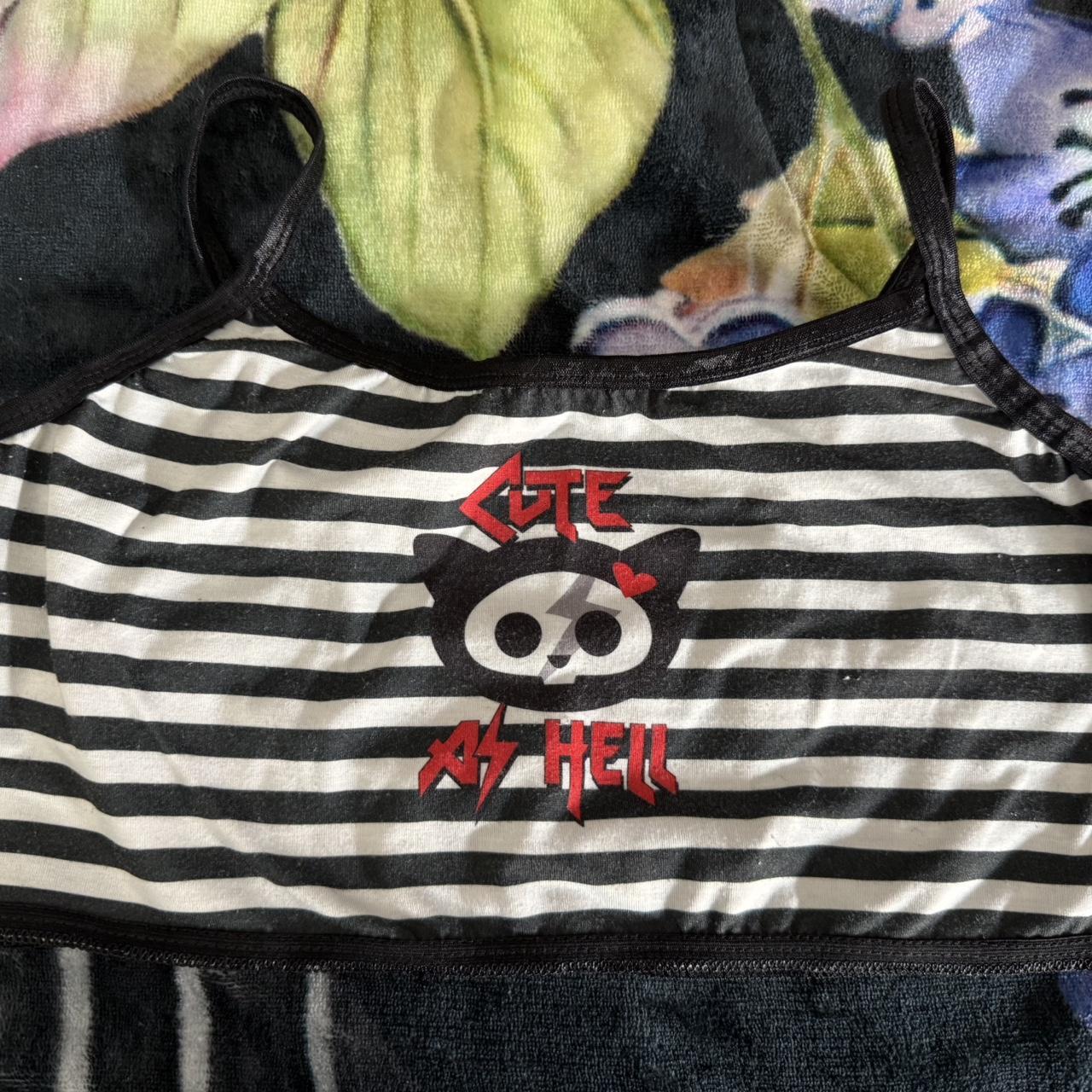 Hot Topic top (says XL but could fit a s) | Depop