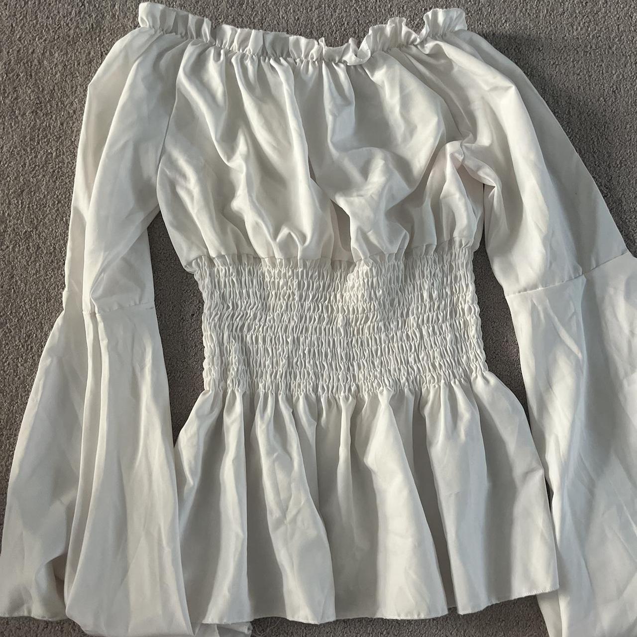 Off the shoulder pirate puff white top - Depop