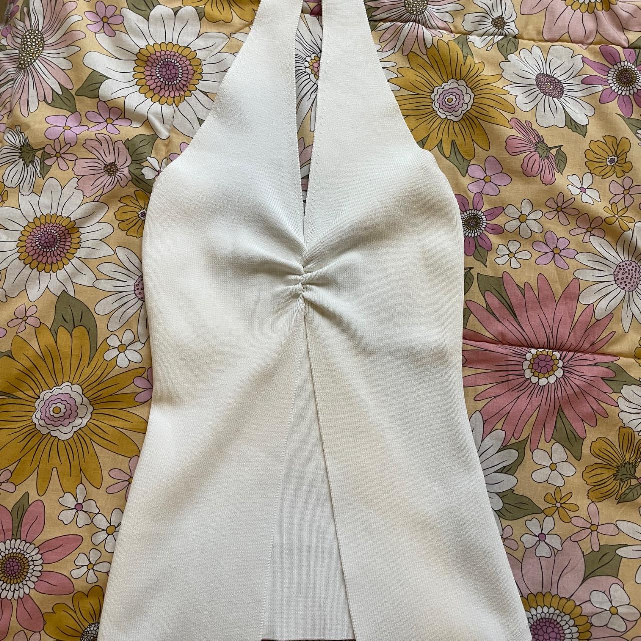 Glassons halter neck top - Depop