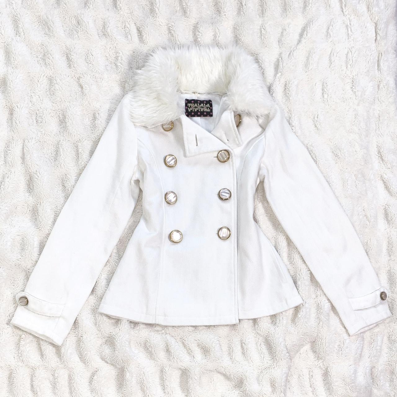 TRALALA cute gyaru white coats outer jumper Size ۶ৎ... - Depop