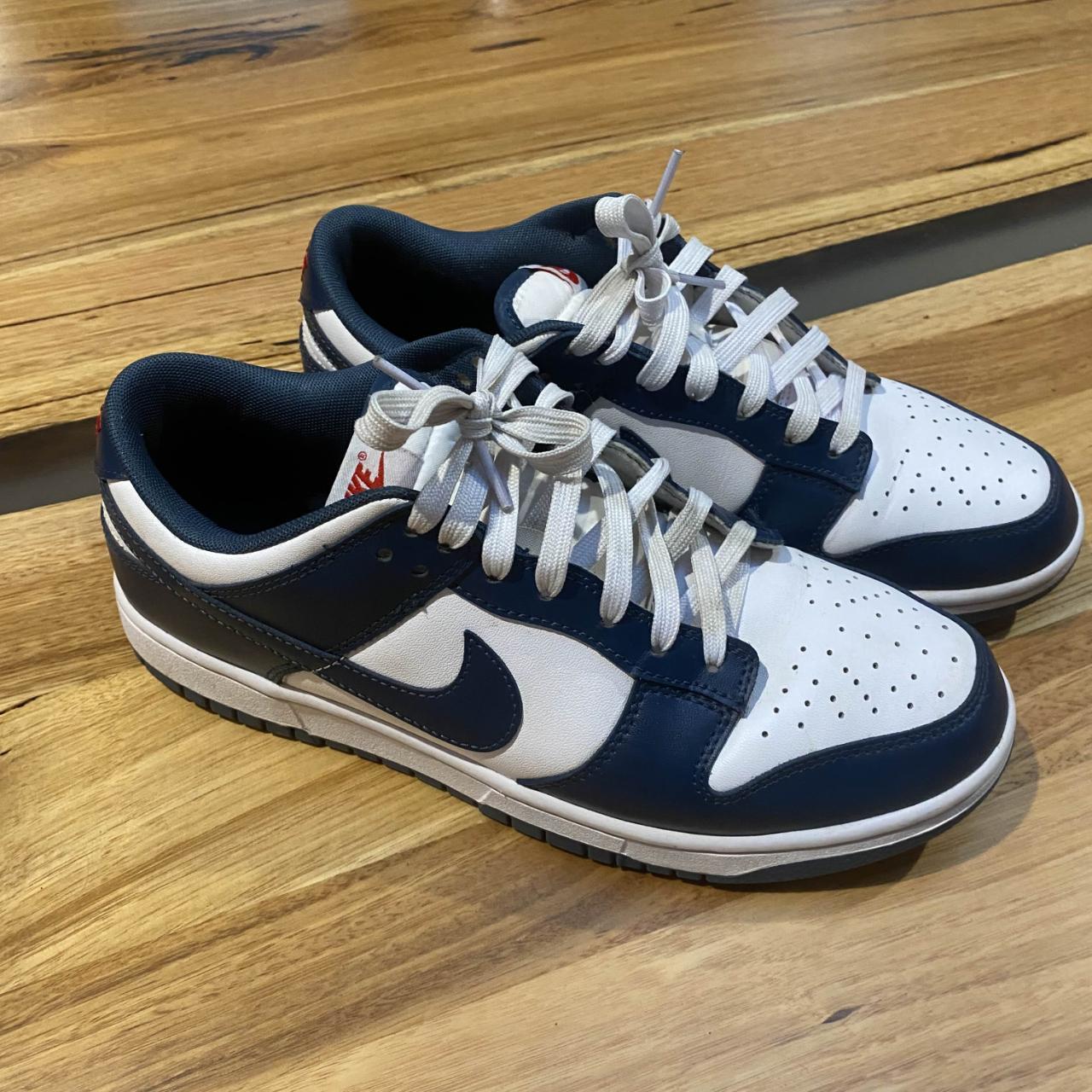 navy nike dunks us10 - Depop