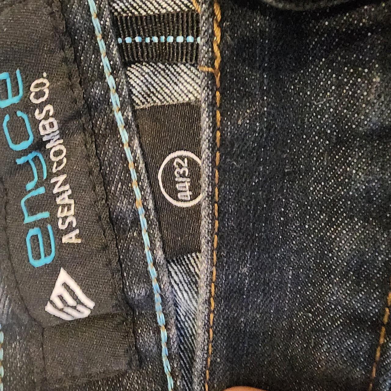 Enyce jeans size 44 32 the length is fitted like a... - Depop