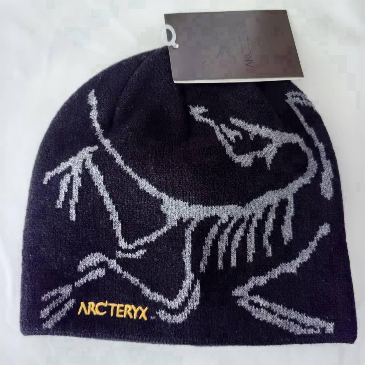 Arc'teryx Black Knit Cap for Men and Women Adult... - Depop