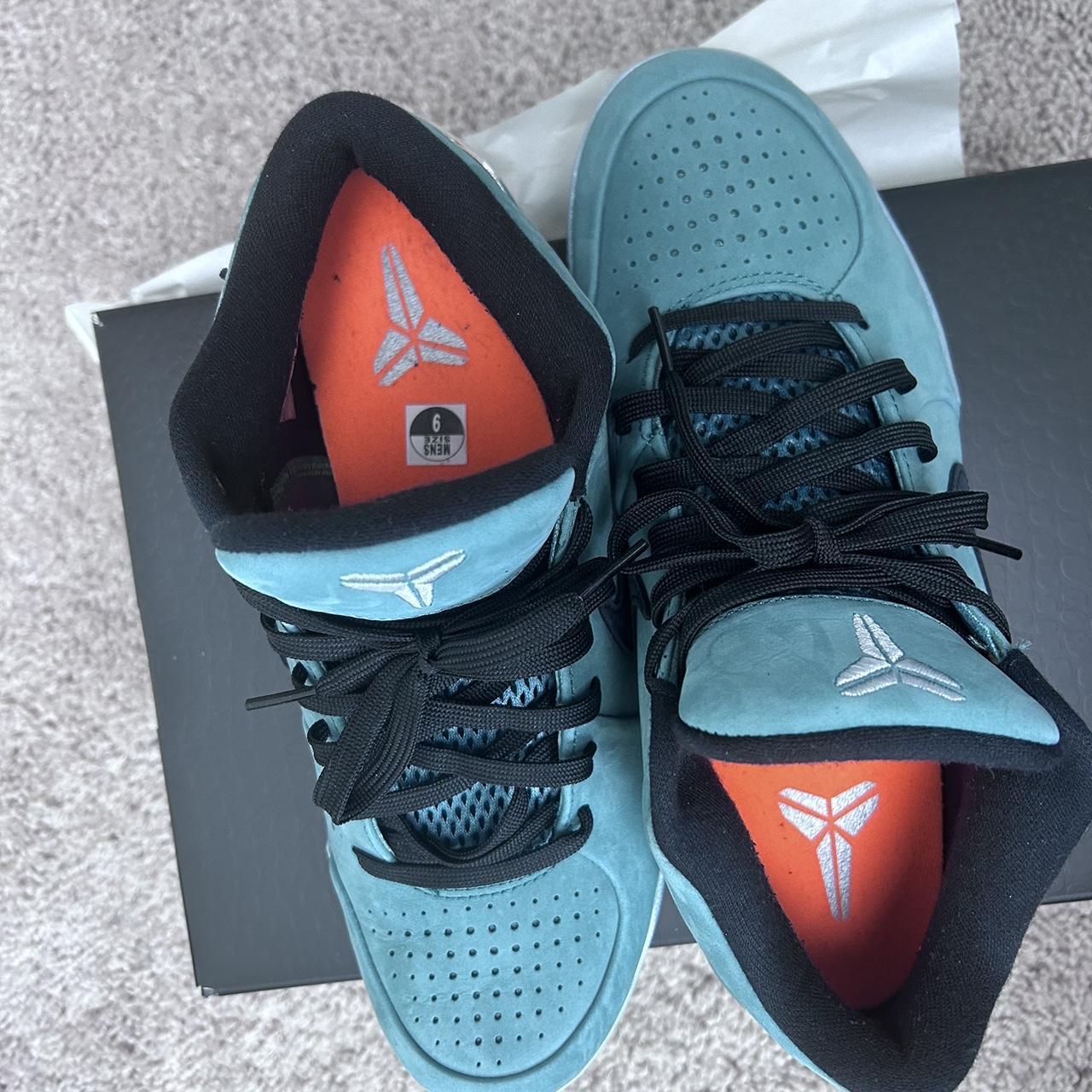 Kobe IV Pronto (Girl Dad) Firm Price Worn once Still... - Depop