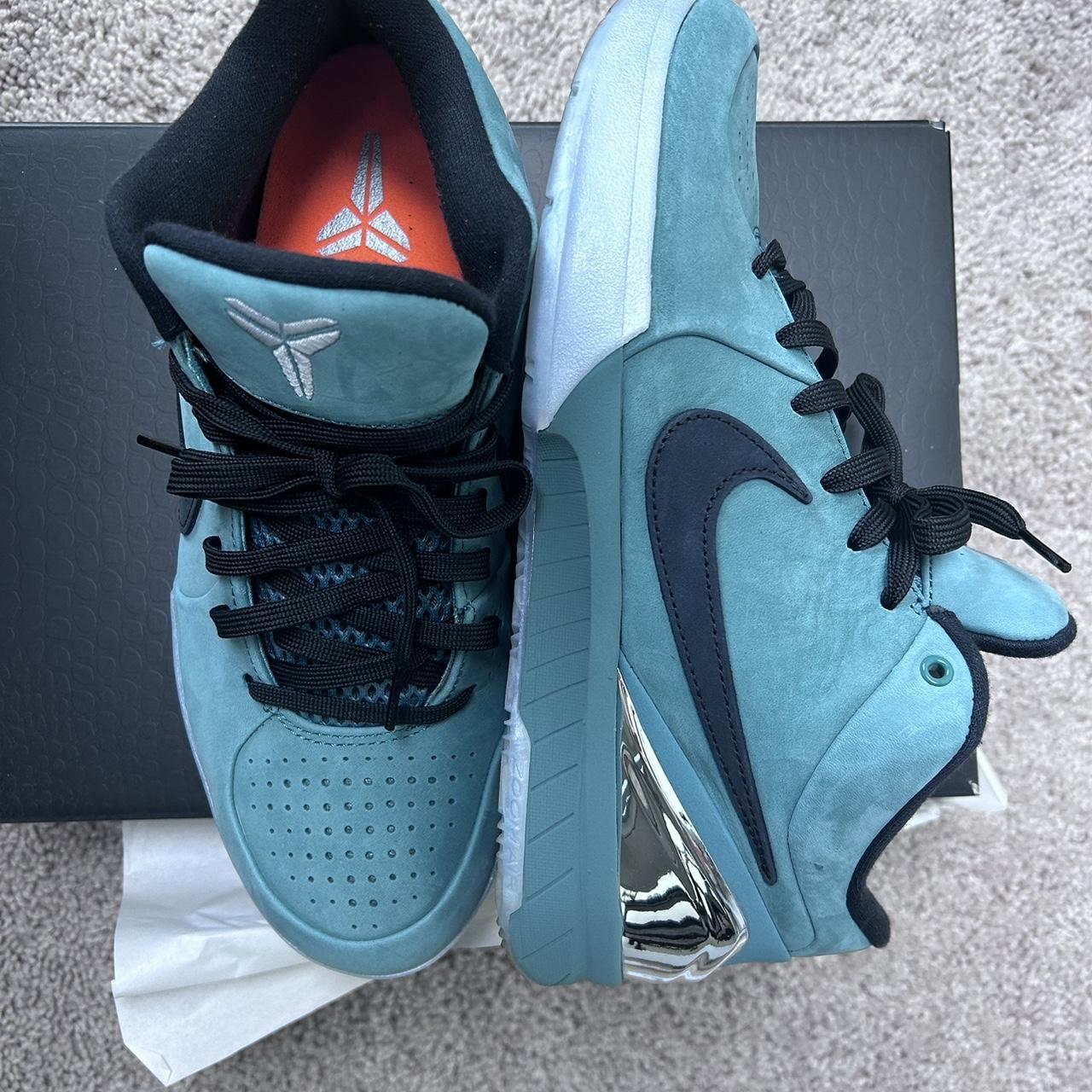 Kobe IV Pronto (Girl Dad) Firm Price Worn once Still... - Depop